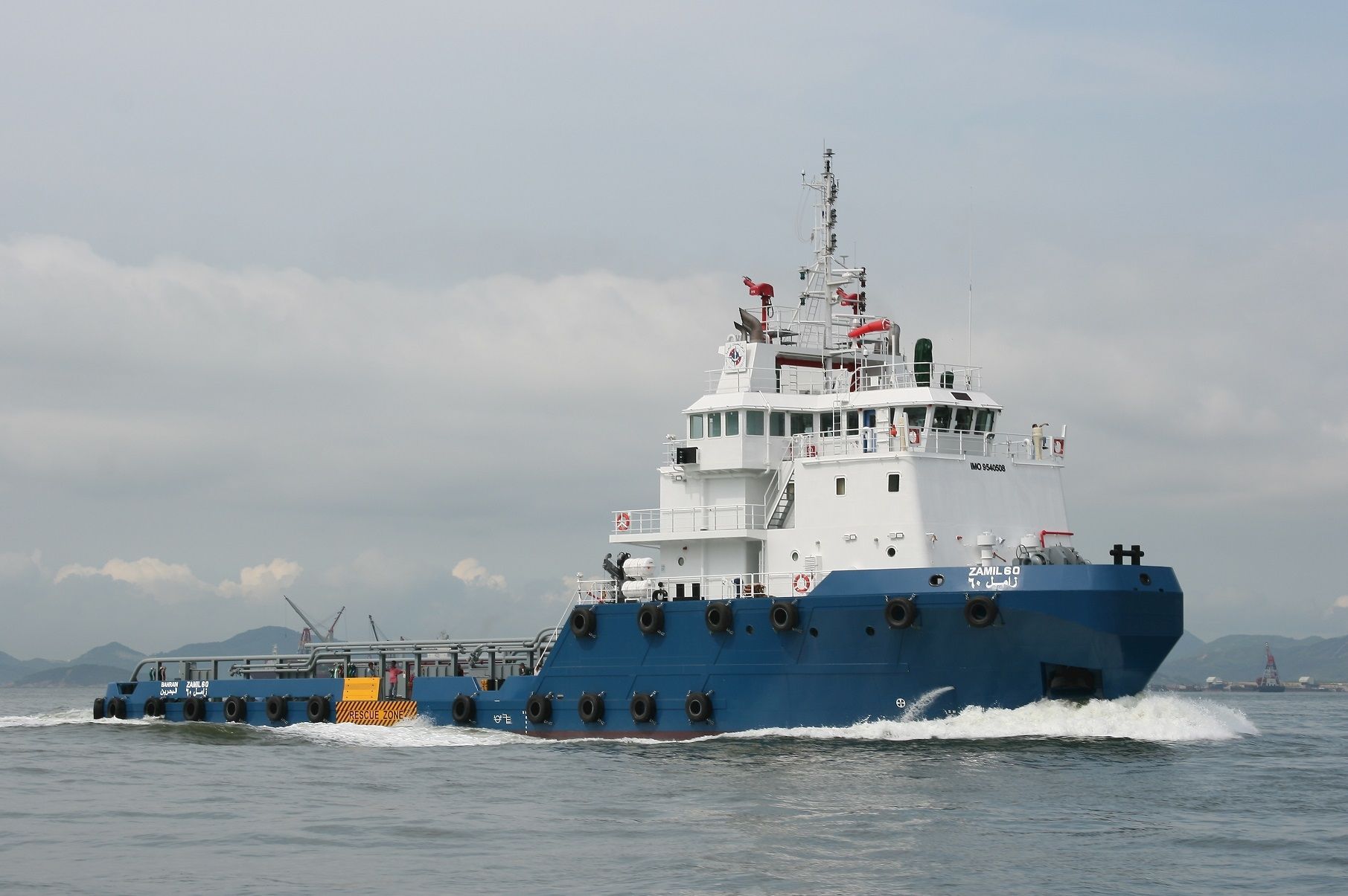 Navire de service offshore remorqueur manoeuvreur d'ancres - AHT - 58M ...