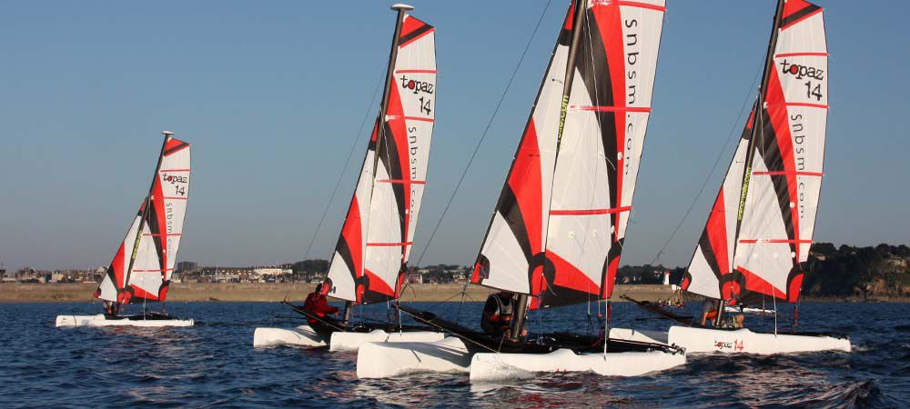 Catamaran de sport de loisir / double / double trapèze / spinnaker ...