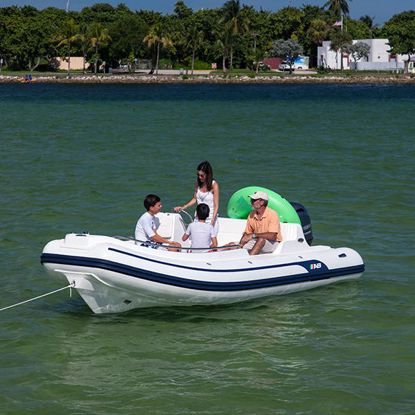Bateau pneumatique hors-bord - 17 DLX - AB Inflatables - semi-rigide ...