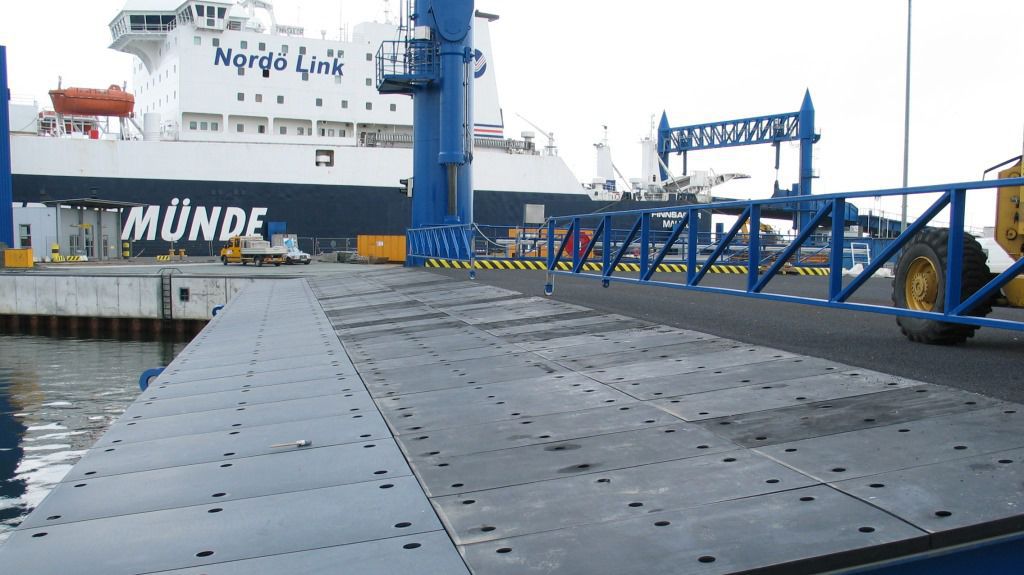 Défense pour port / de quai / panneau - MPP - Trelleborg Marine and ...