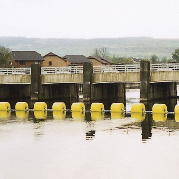Barrage antipollution - SeaBarrier - Trelleborg Marine and ...