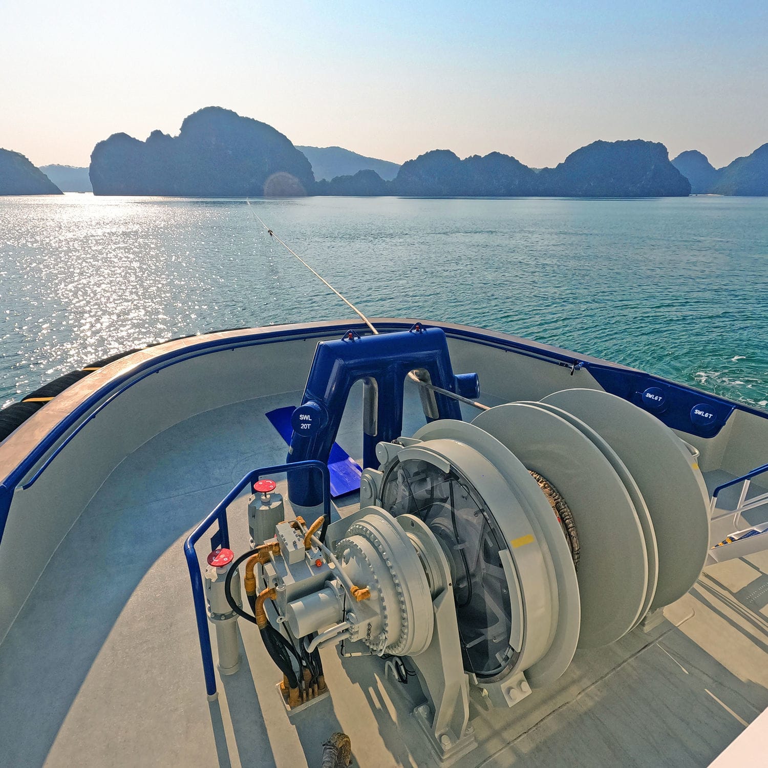 Treuil pour navire - Escort - Damen Marine Components - de remorquage ...