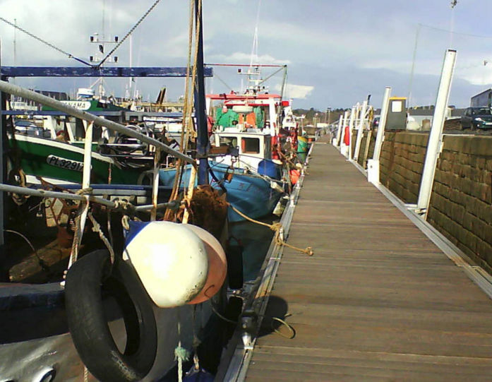 Ponton flottant - Metalu Industries International - de travail / pour ...