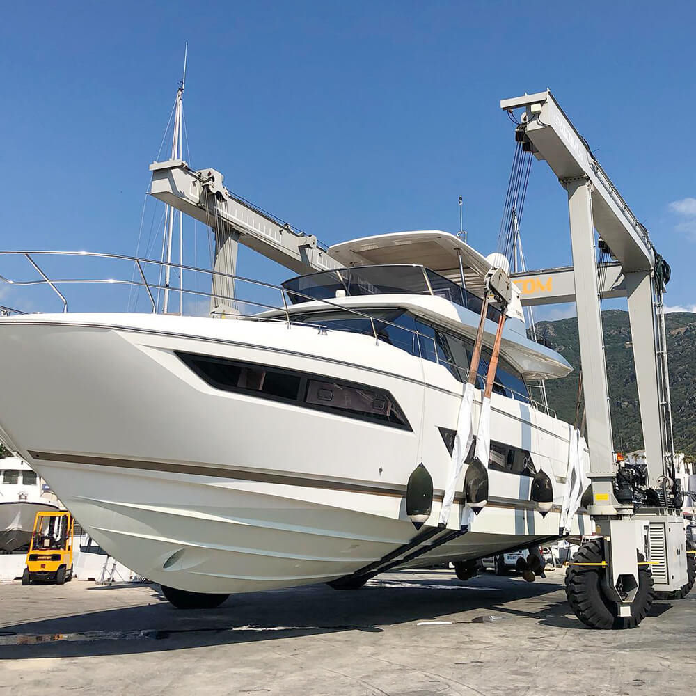 Travel lift contrôlé à distance - BHT 60 - ABI TRAILERS - en forme de U ...