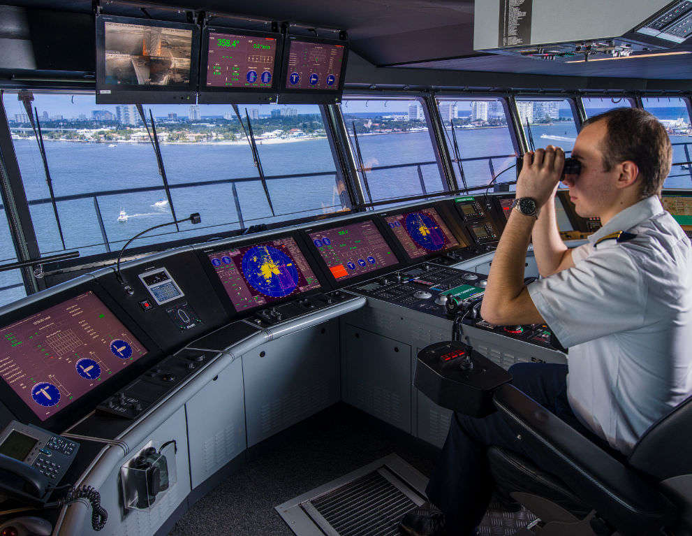 Système de Pont Intégré pour navire - Sperry Marine