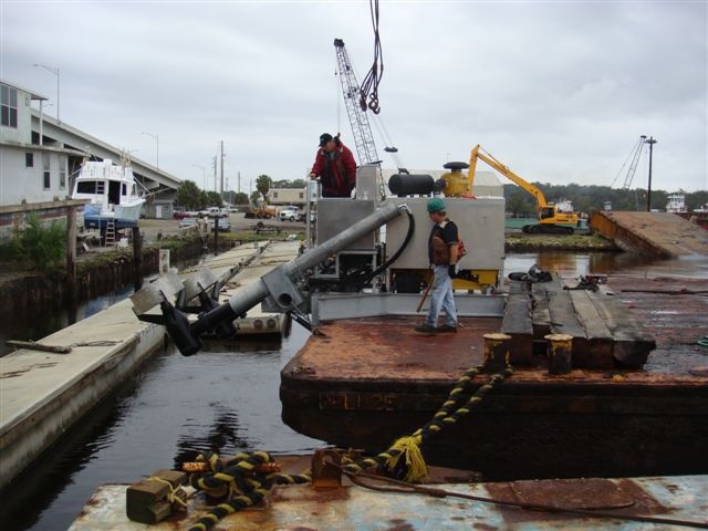 Système de propulsion pour barge - Twin - Hydraulic Marine Systems, Inc ...