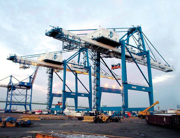 Portique à conteneurs Post-Panamax - 65 LT - Hyundai Samho Crane Division