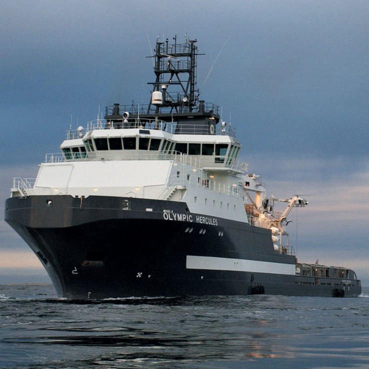 Navire de service offshore remorqueur manoeuvreur d'ancres - AHT ...