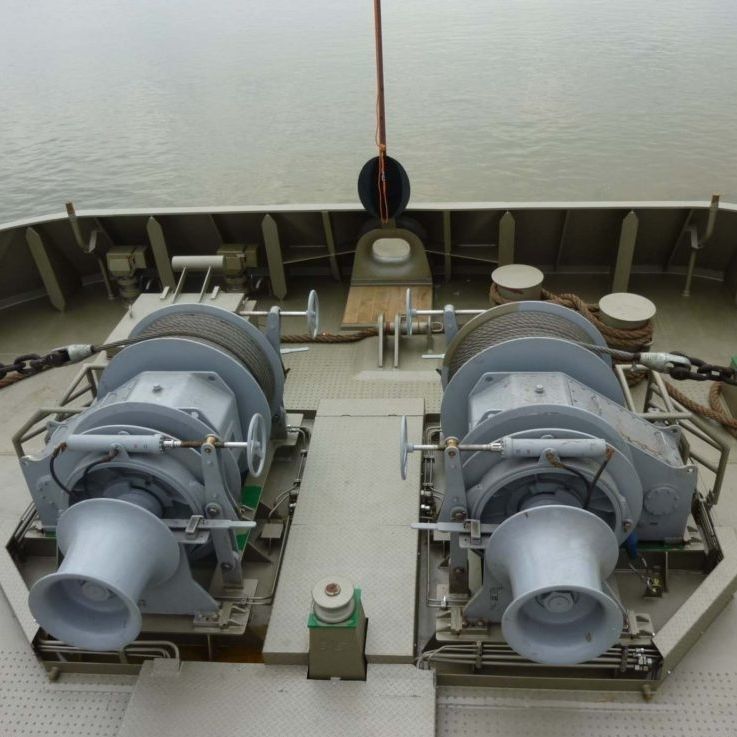 Treuil pour navire - Adria Winch - pour manoeuvre d'ancre / d'amarrage ...