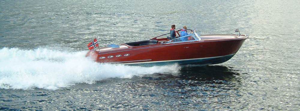 Runabout in-bord - 33 - Dolvik - diesel / essence / bimoteur