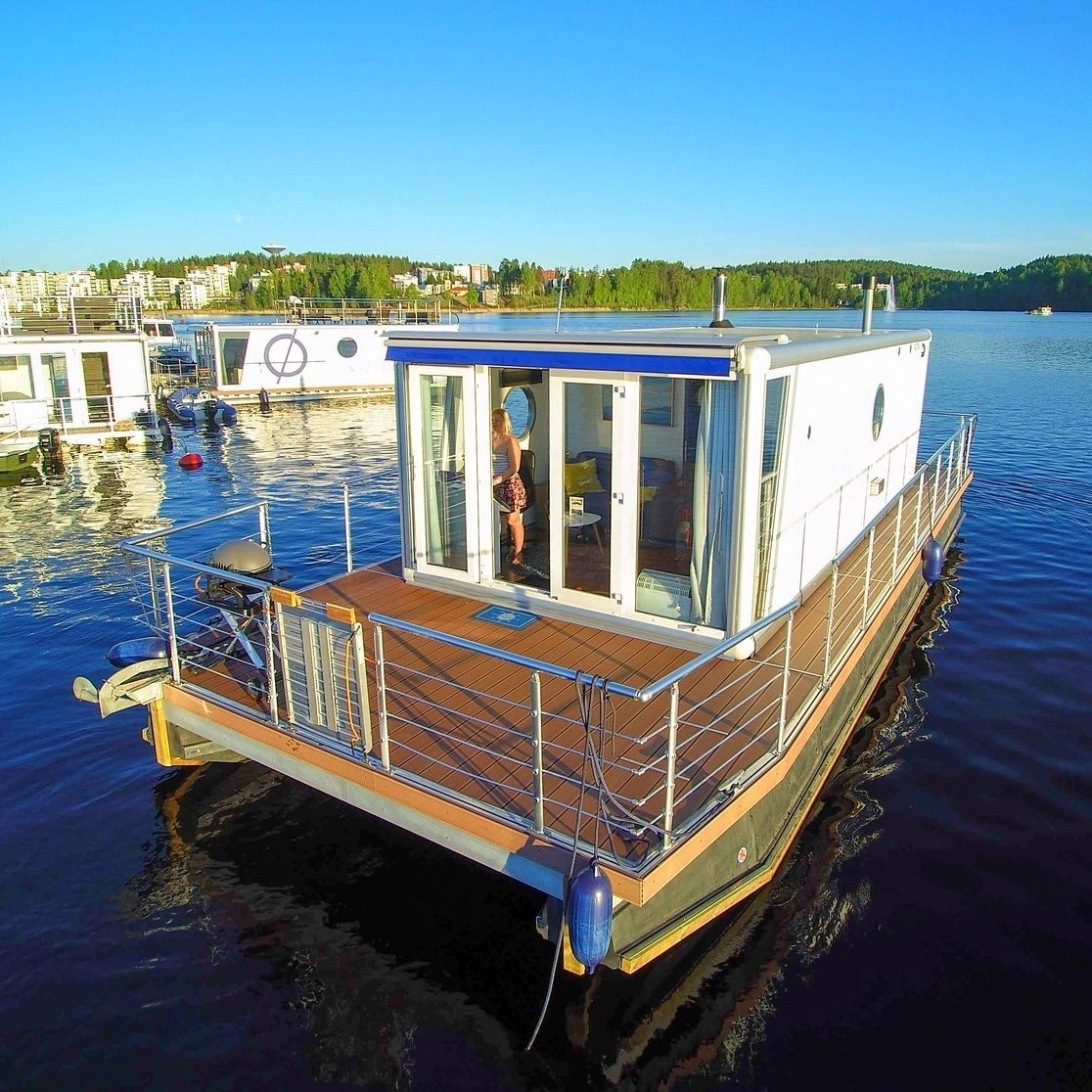 Bateau maison multicoque - Nordic40 / Evo24 - HOUSEBOAT - hors-bord ...