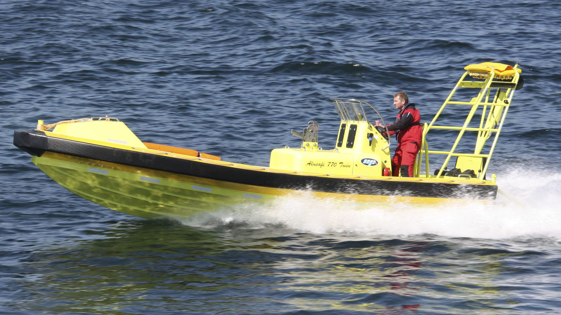 Bateau professionnel bateau de sauvetage - ALUSAFE 770 TWIN MK II ...