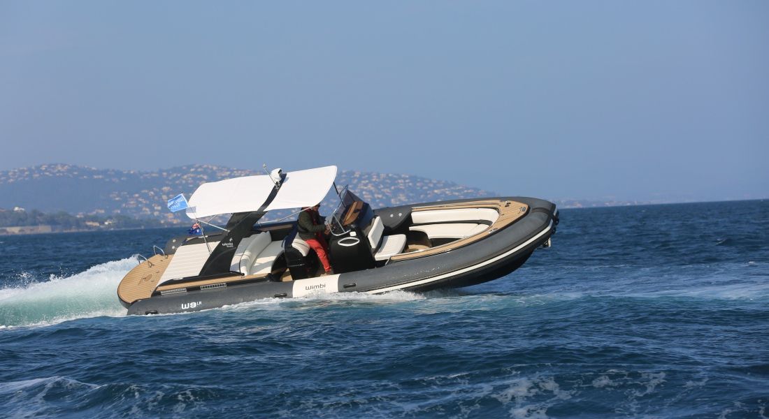 Bateau pneumatique in-bord - W9i - Wimbi Boats Ltd - semi-rigide / à ...