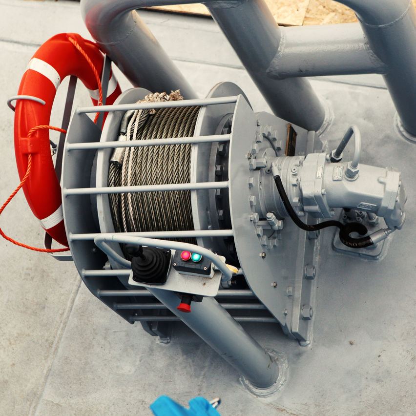 Treuil pour navire - DMT MARINE EQUIPMENT SA - pour remorqueur / pour ...