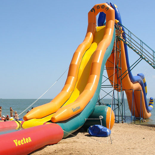 Jeu aquatique toboggan - Water complex - Vector Inflatables - pour base ...