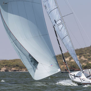 Spinnaker - Ullman Sails - pour quillard de sport monotype / coupe tri ...