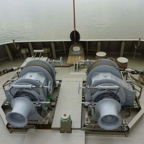 Treuil pour navire - Adria Winch - pour manoeuvre d'ancre / d'amarrage ...